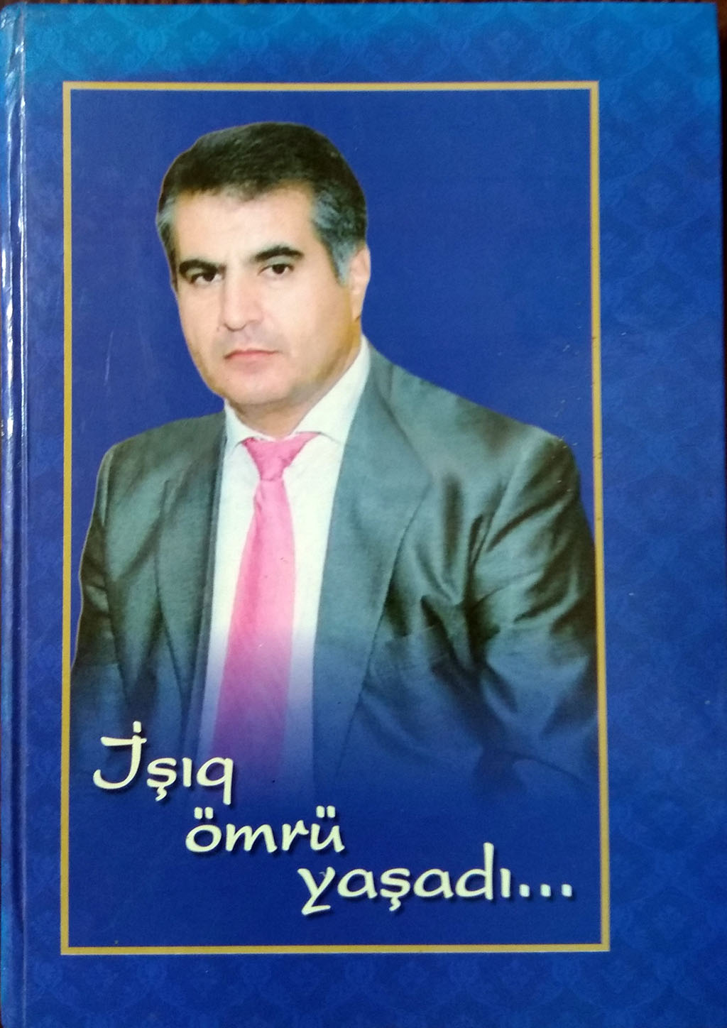 Arif Əliyev barədə kitab – Faxrali kəndi